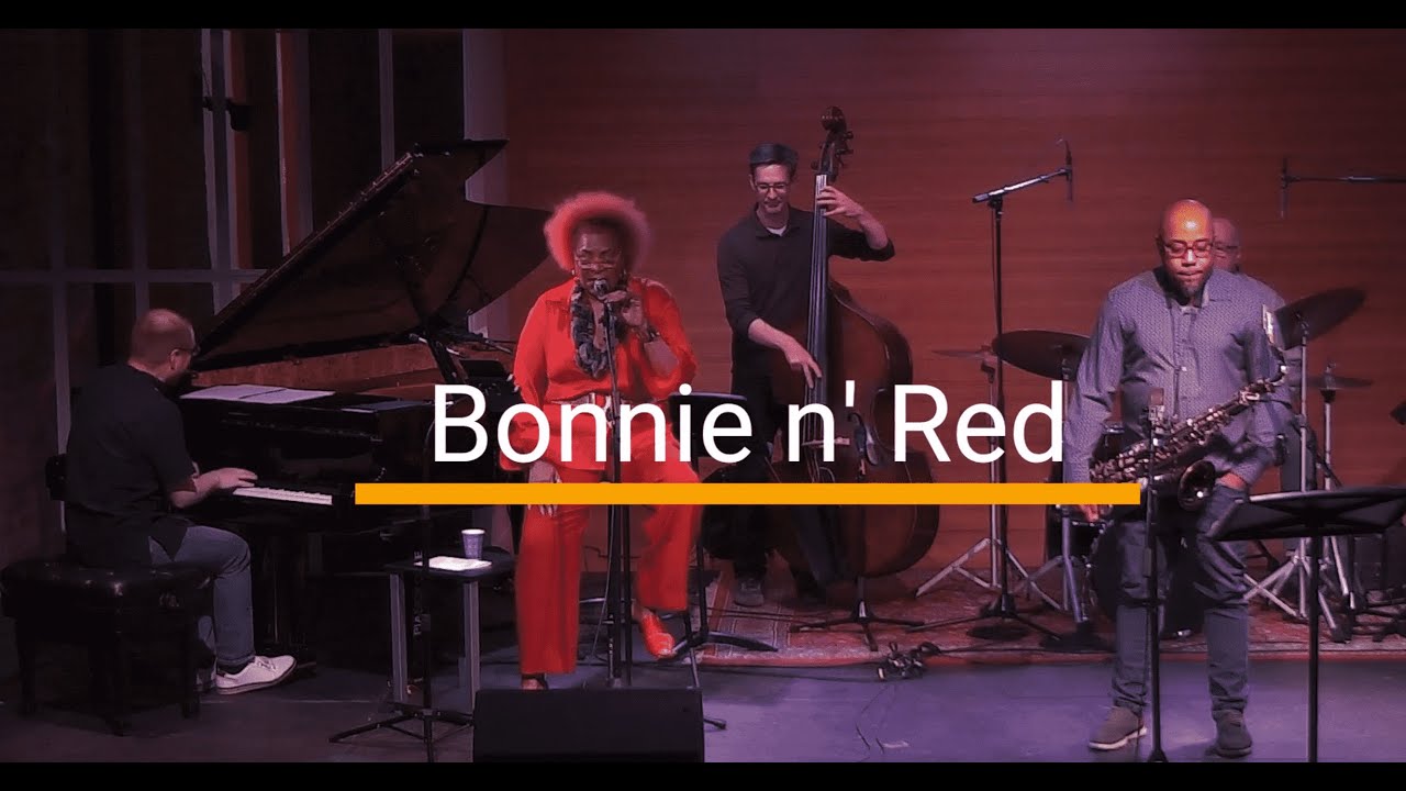 Bonnie n' Red April in Paris - YouTube