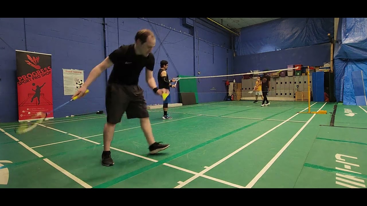 Chris & Ron vs Kelvin & Sam - YouTube