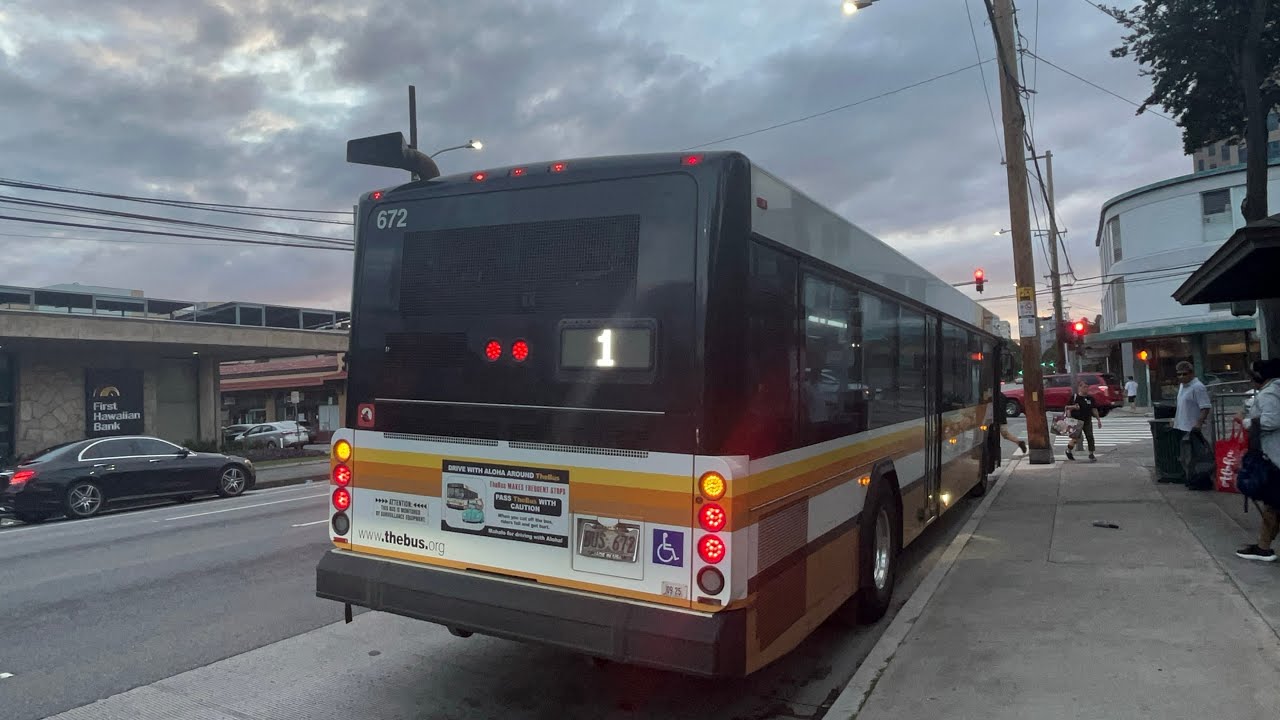 Honolulu Bus #672 Route 1 (rare) - YouTube