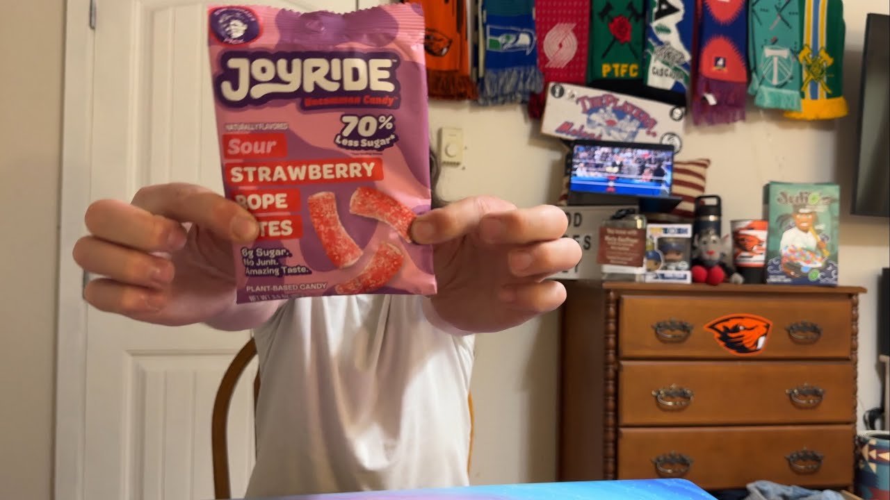 Joyride sweets sour strawberry rope bites review - YouTube