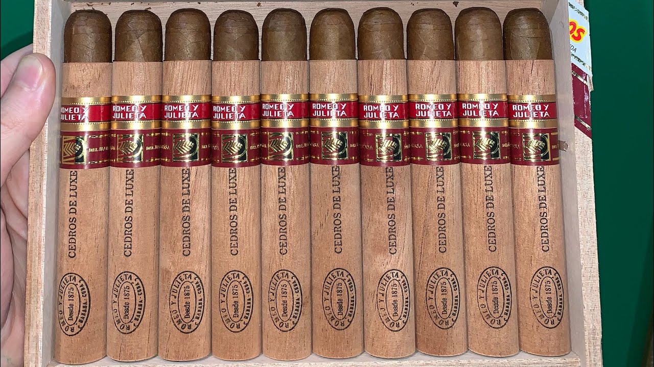 Cuban Cigar Romeo y Julieta Cedros De Luxe LCDH Unboxing (Box of 10 ...