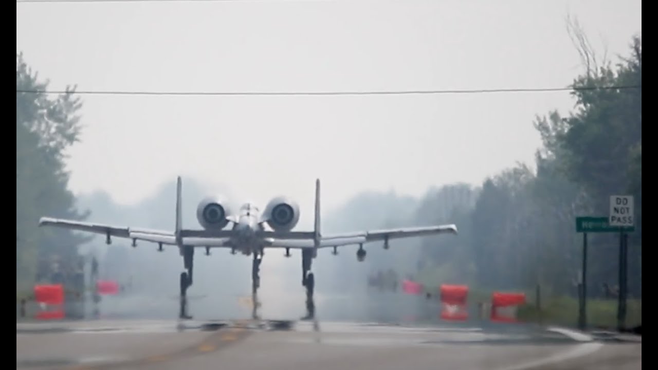 A10 Highway Takeoff Thunderbolt Warthog Alpena Michigan 2021 - YouTube