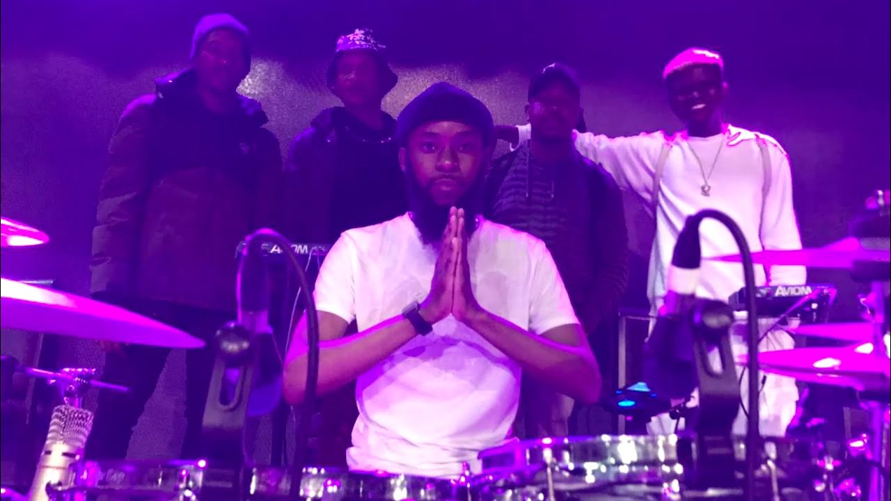 (Rehearsal with JC) Mnini mandla onke -Joyous Celebration 26 - YouTube