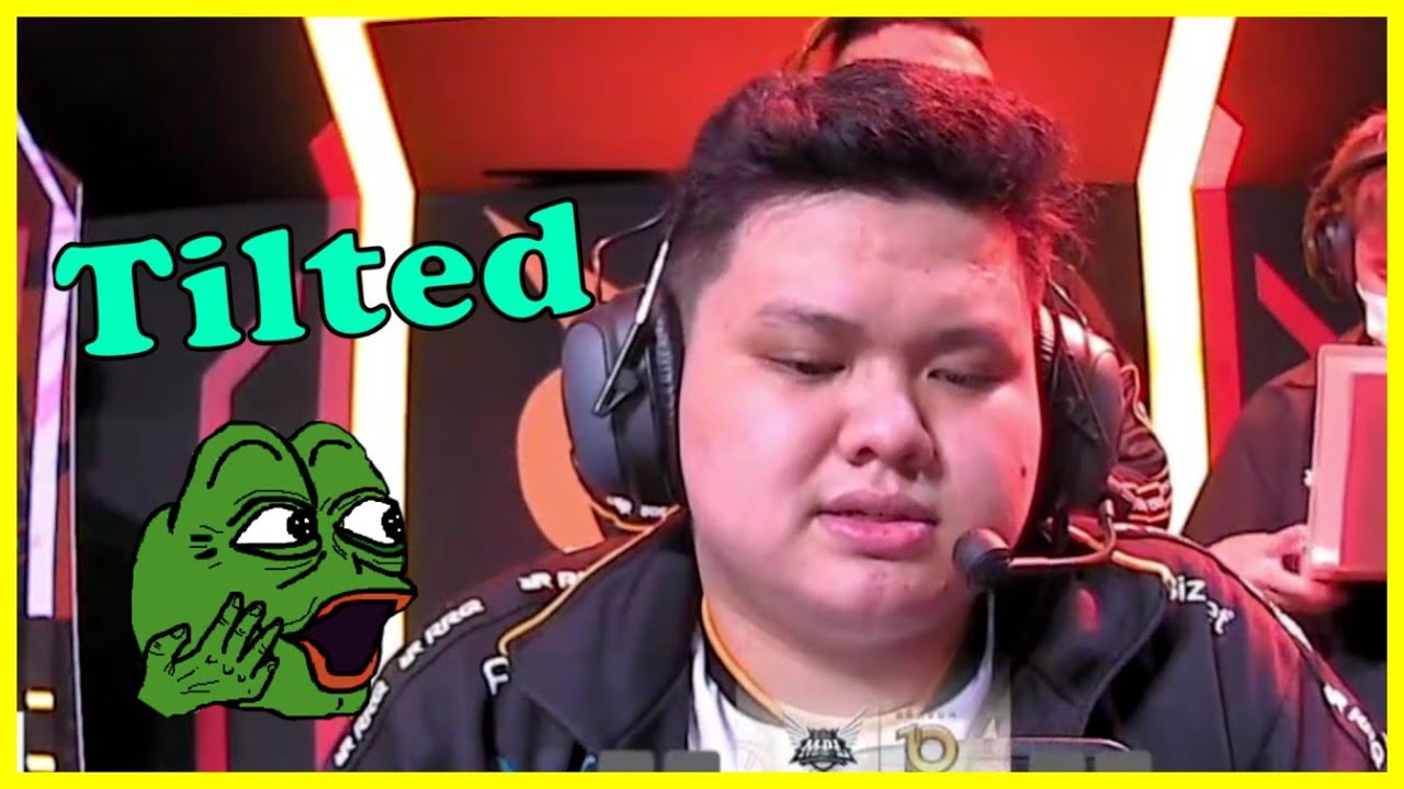 Albert panic mode misclicked his target instead of the minion - YouTube