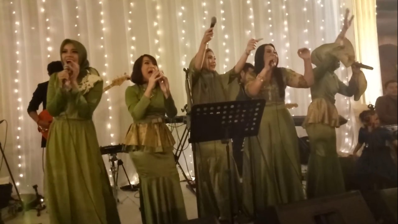 "Reuni para Jebolan" Tia - Nia - Pasha - Rindu - Nana all girls AFI 2 ...