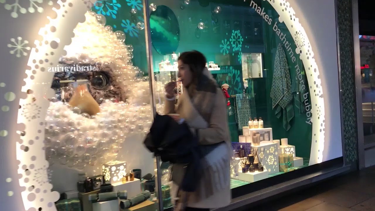 John Lewis London (Display window Christmas 2017) - YouTube