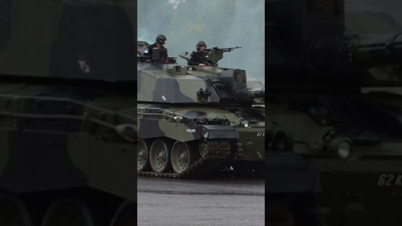 Royal Tank Regiments amalgamation parade 2014 - YouTube