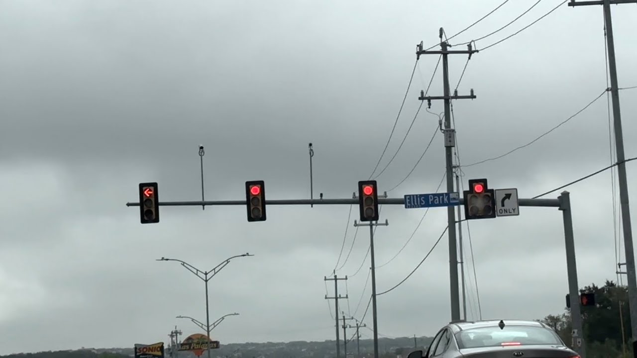 LFE Signals At TPC Pkwy. @ CTJ High School - YouTube