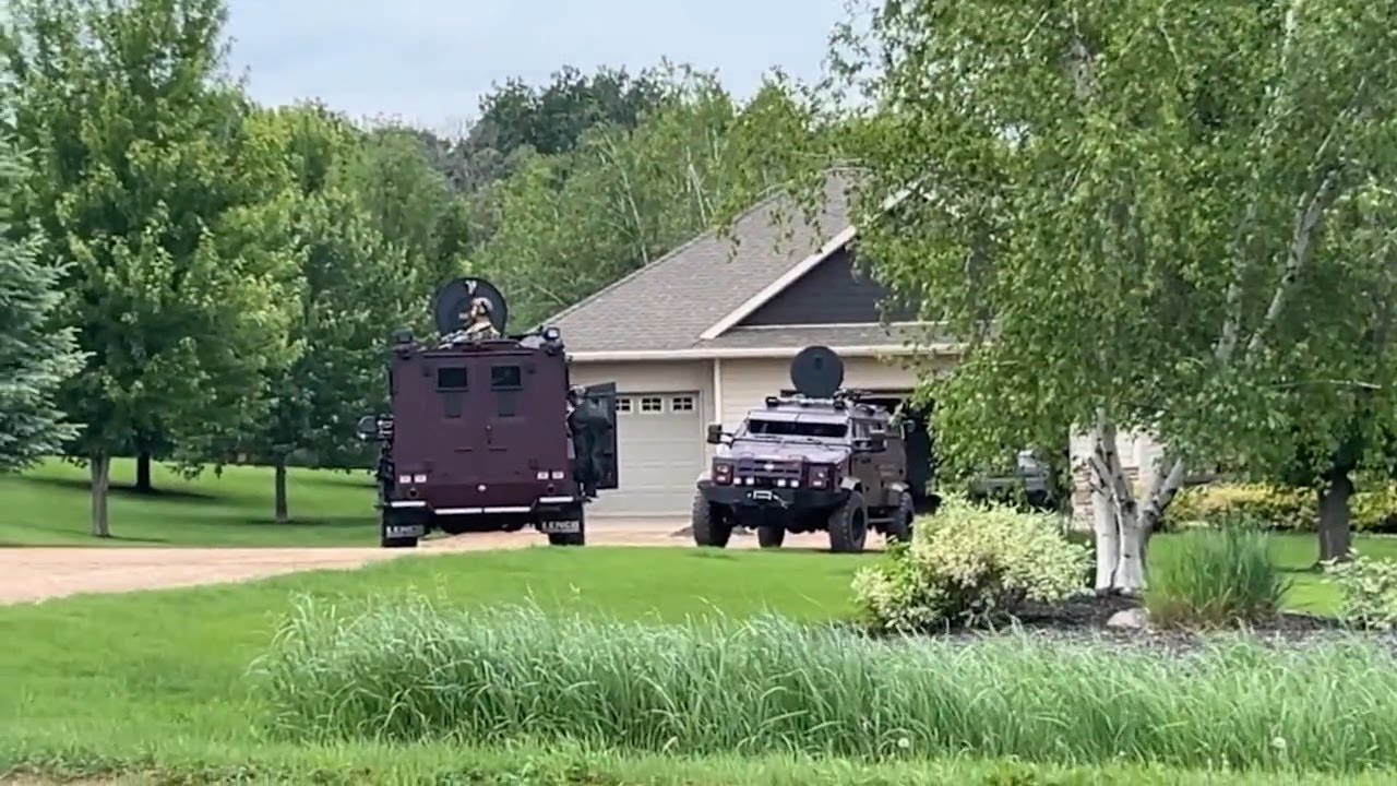 Suspect captured in Minnesota manhunt after allegedly shooting ...