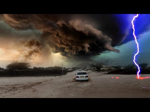 Scary clouds in the sky ! ⚠️ Incredible storm hits Oman and the ...