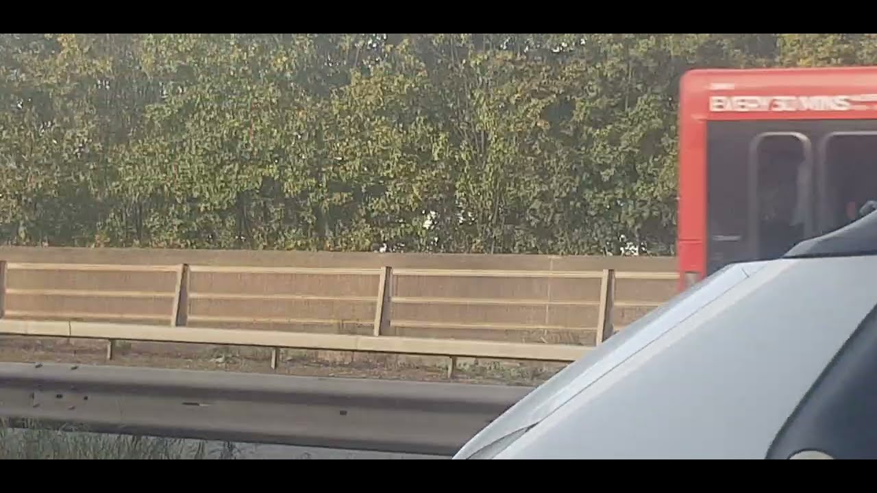 Here is the stagecoach bus 36915 on the A31 with the route 3 livery ...