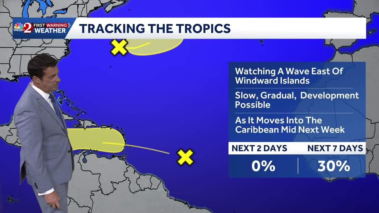 NHC tracking tropical wave headed toward Caribbean - YouTube