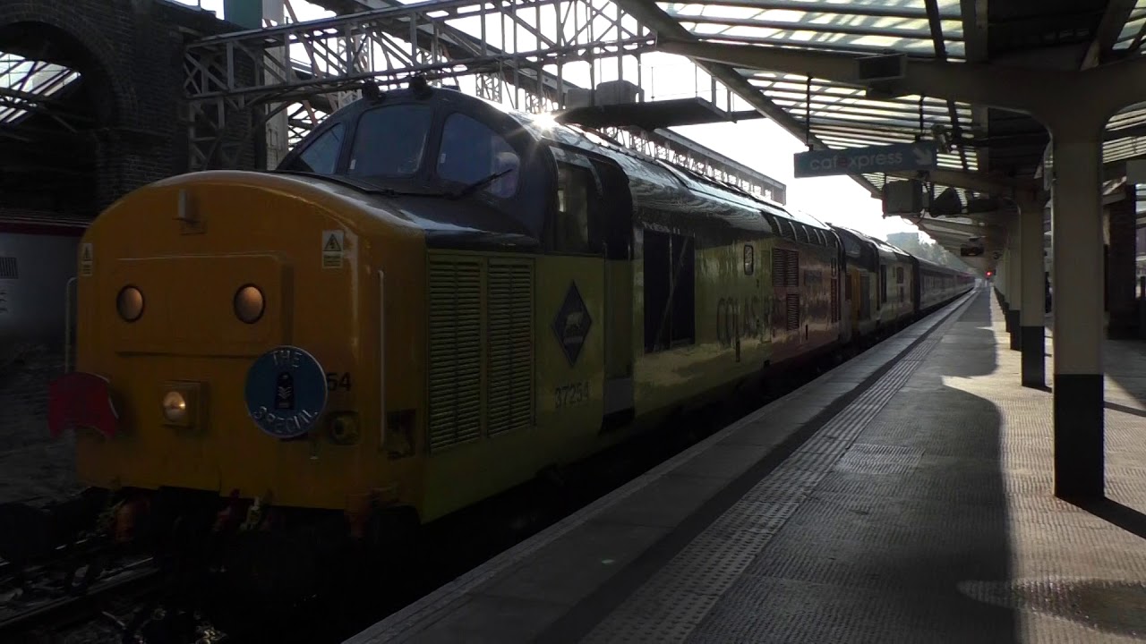 (HD) Colas Rail 37254 + 37175 arrive into Chester working the 565 ...