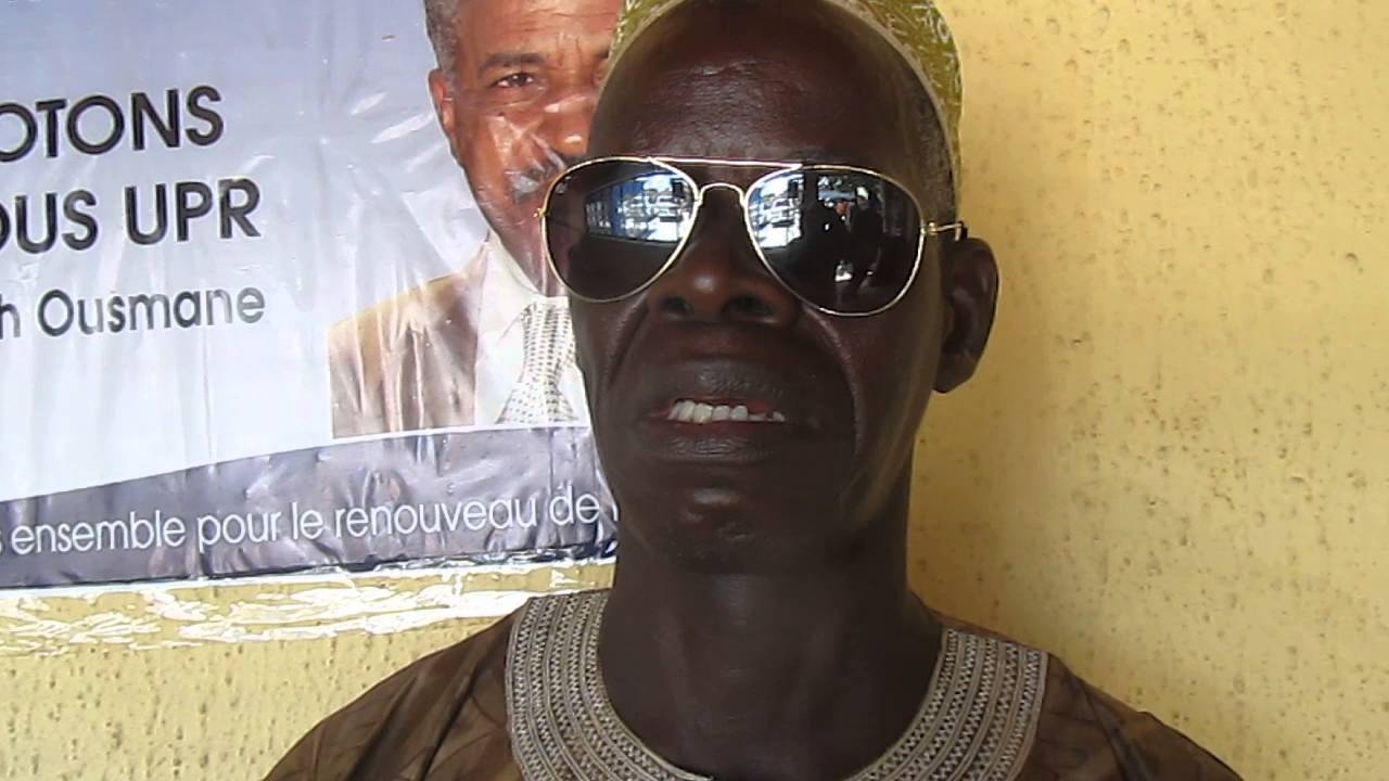 Saliou Barry, le chef du quartier de Kaporo-rails sur les promesses du ...