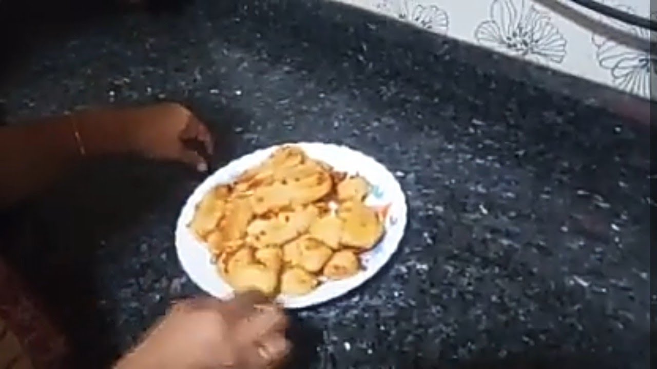 Pazhampori ( chaya kadayile chillukotile nadan palaharam) - YouTube