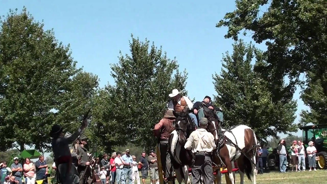 Stage Coach Robbery - YouTube