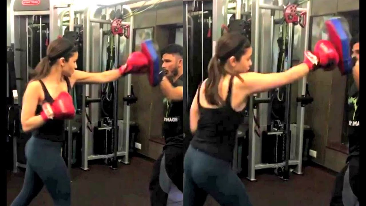 Alia Bhatt Boxing - YouTube