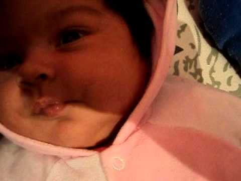 Sofia conversando com a mamãe - YouTube