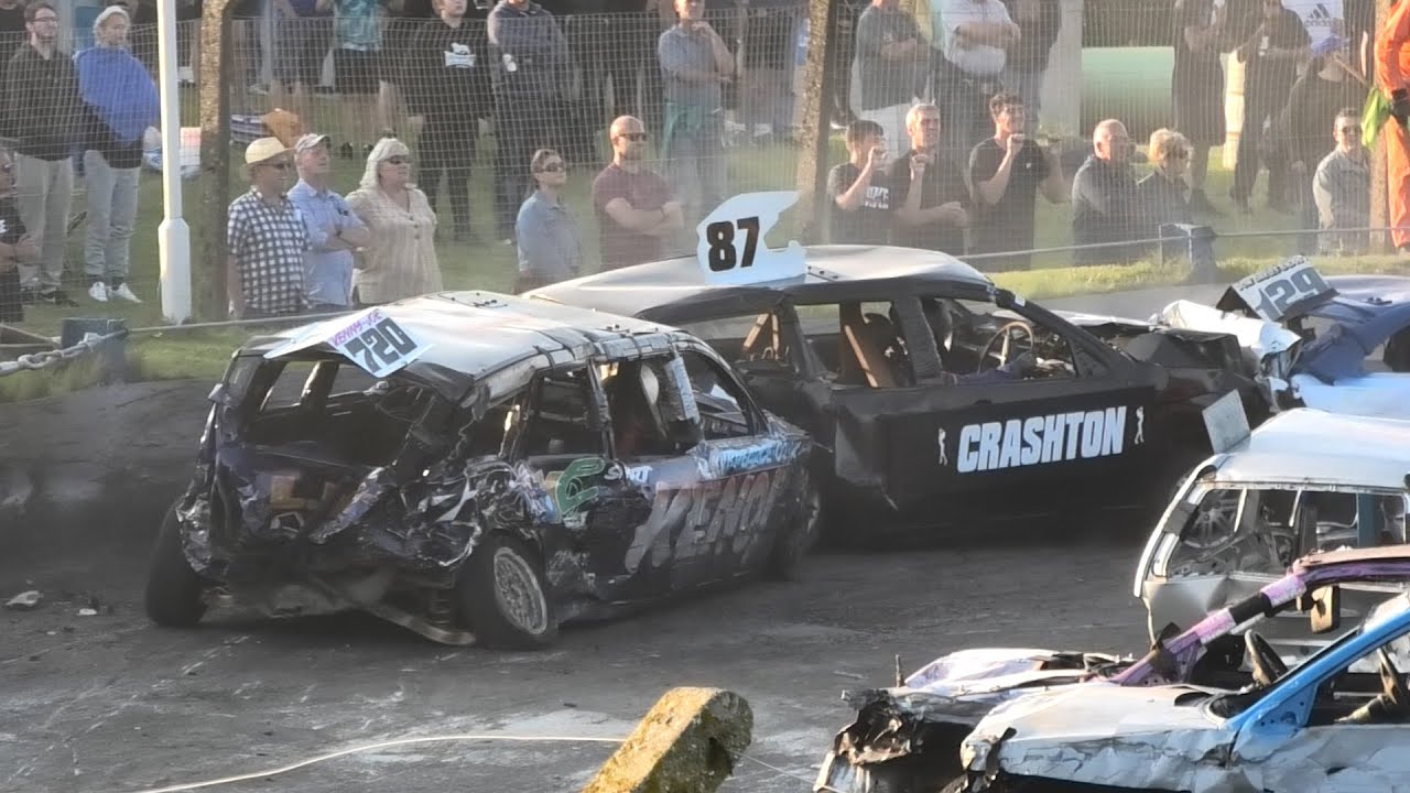 Mendips Raceway - National Bangers "Championship of the World ...