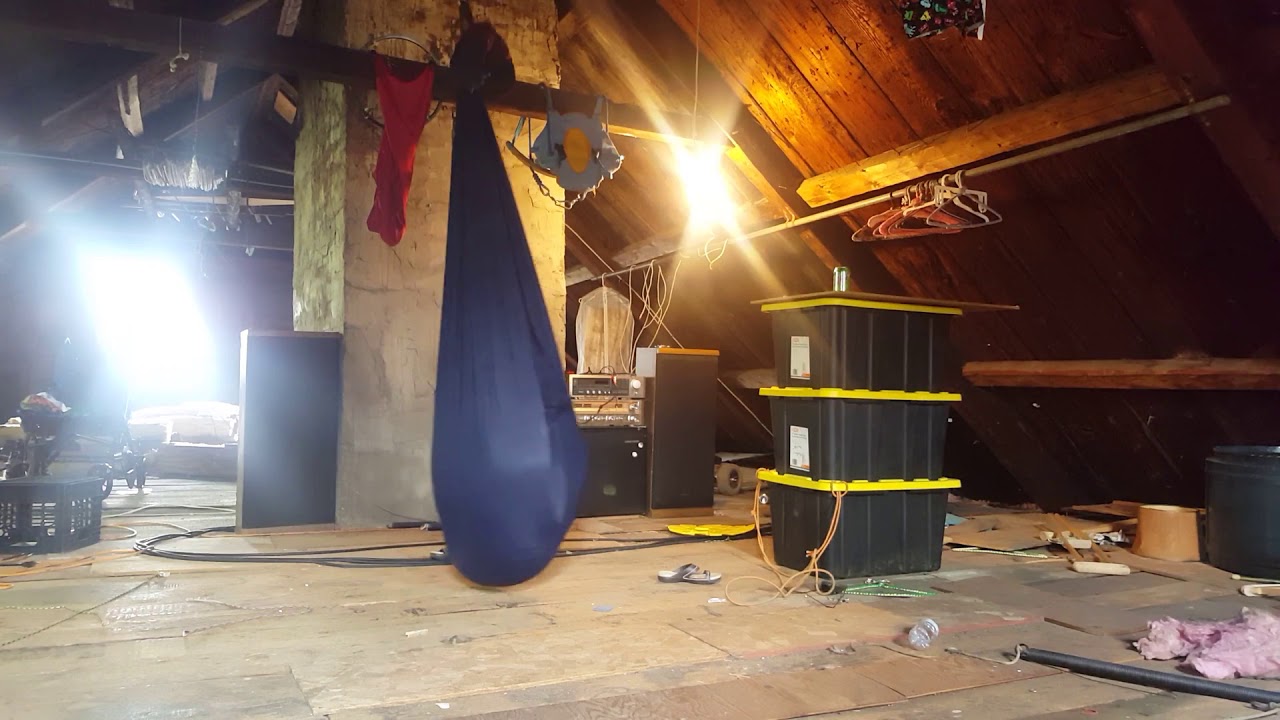 airwalker swing - YouTube