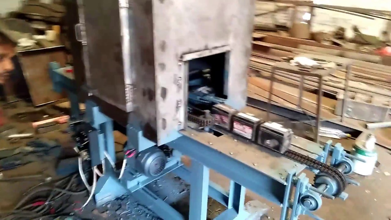 How to work Small Scrap battery cutting machine - YouTube