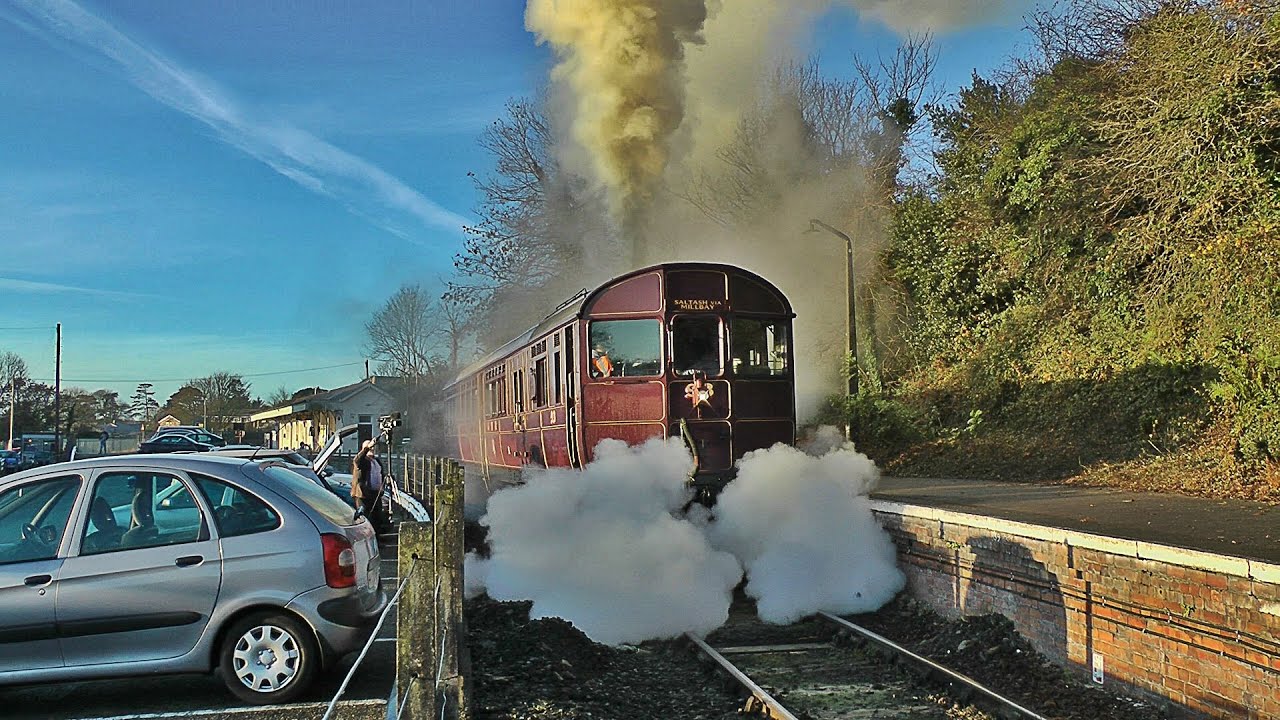A Great Western Railmotor on the Looe Valley Line - 18/11/12 - YouTube