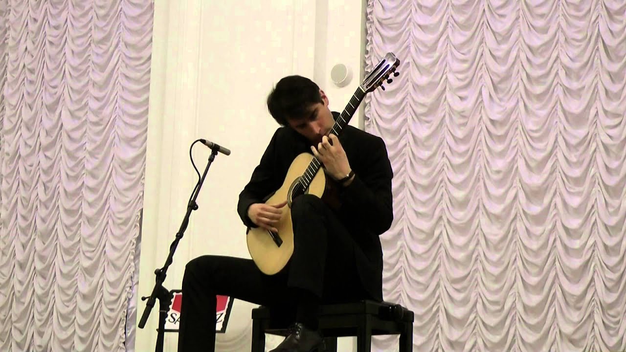 Guitarist Jérémy Jouve. Regino Sainz de la Maza. - YouTube