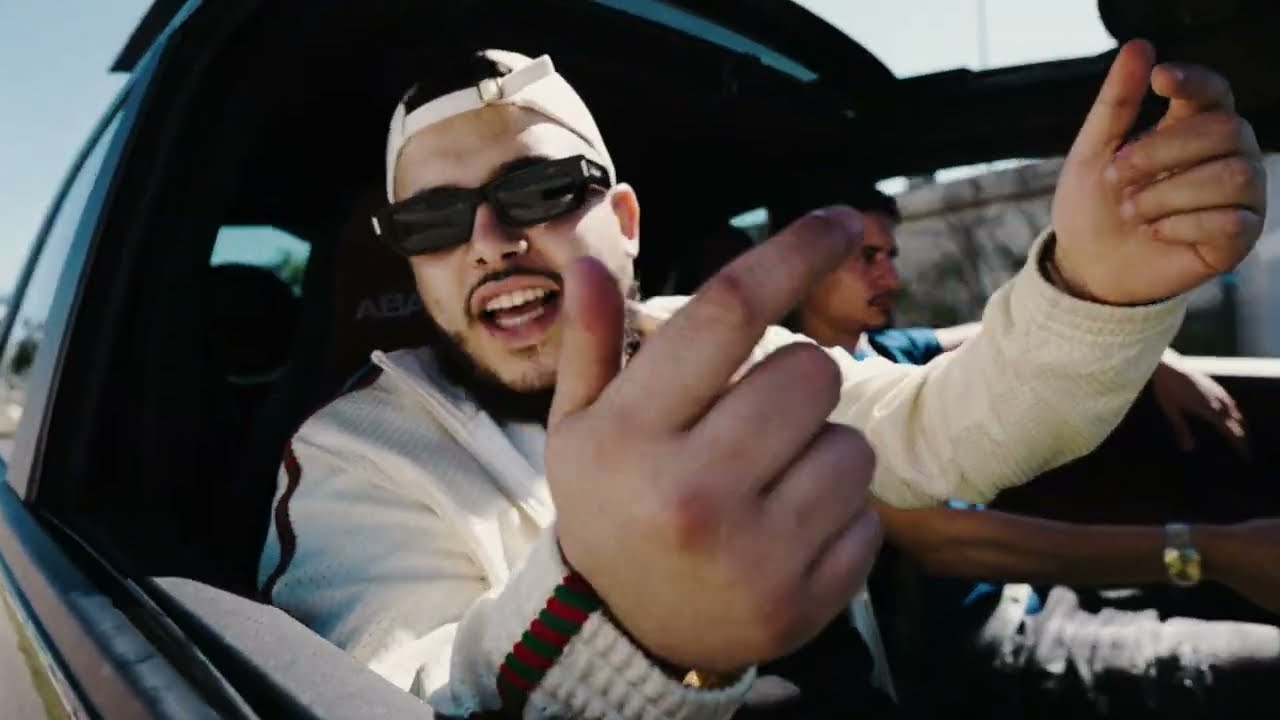 Malsain - Un récit (Clip Officiel) - YouTube