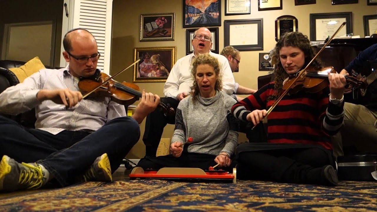 Shuva Zusha Cover Saperstein Family - YouTube