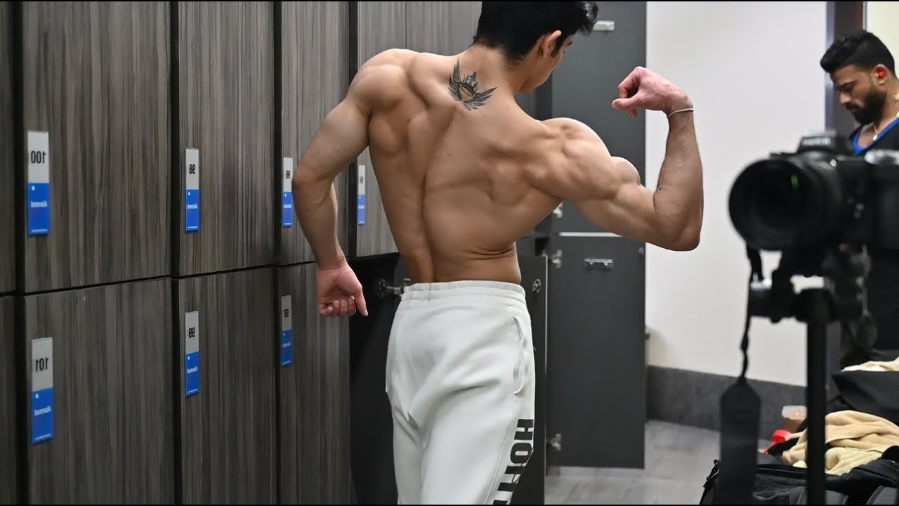 CRAZIEST CHEST AND BACK SESSION!! - YouTube