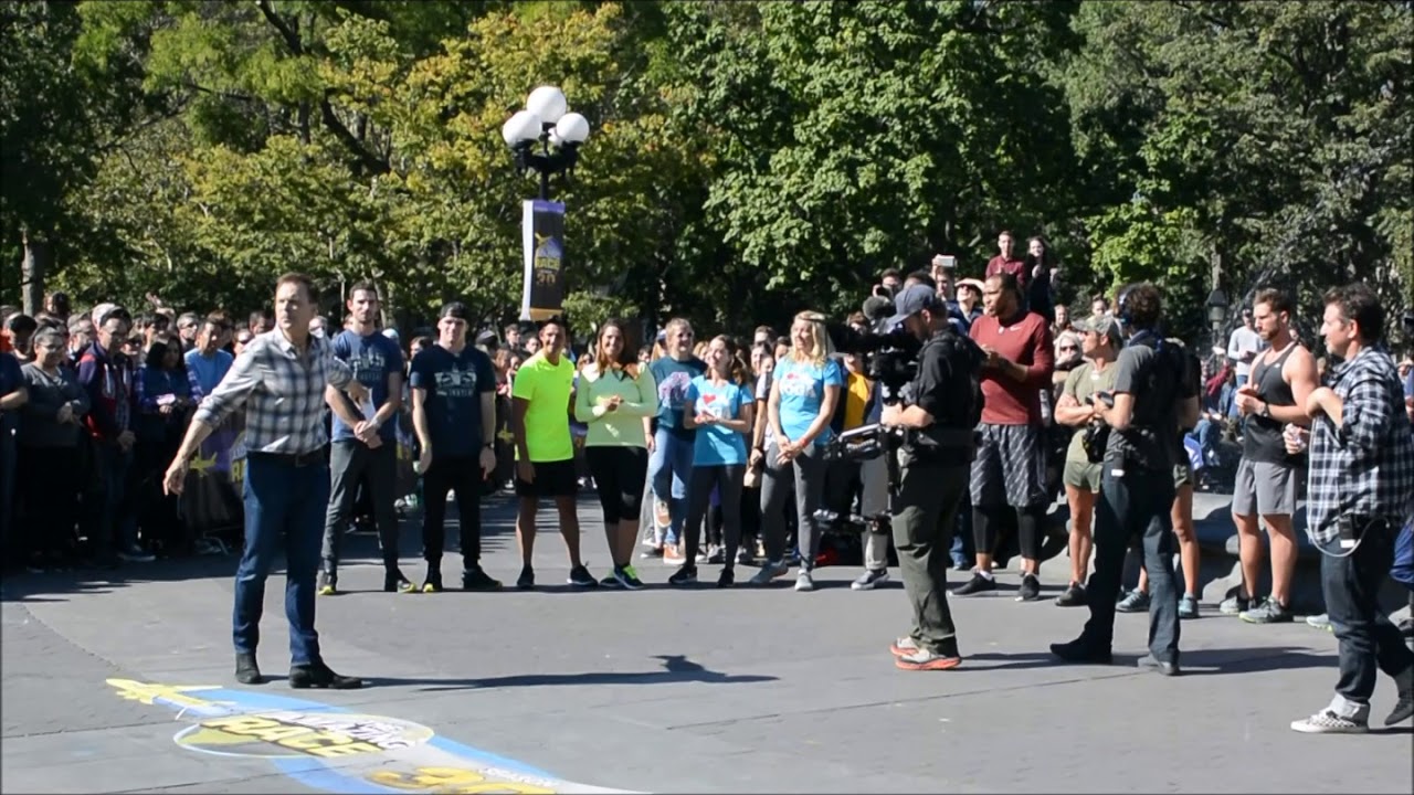 The Amazing Race Season 30 - Starting Line Live Taping - YouTube