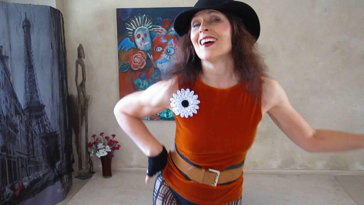 Karma Chameleon dance (Ledge Remix) (Hot Off The Press) - YouTube