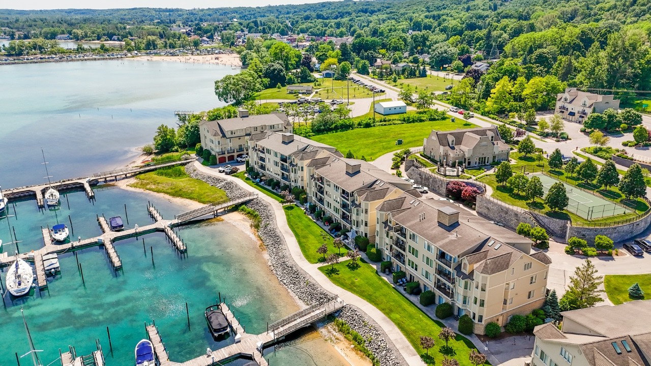 Bayview Condos in Suttons Bay Michigan | Best Waterfront Condos in ...