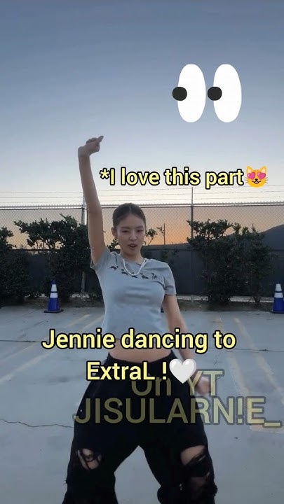 Jennie's dance is as smooth as butter..!!💗😻 #blink #jennie #extral #100kviews - YouTube