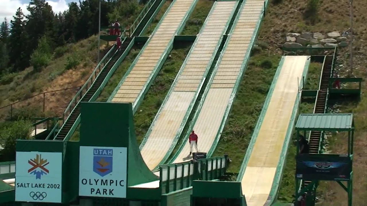 ACROBATIC SKI - YouTube