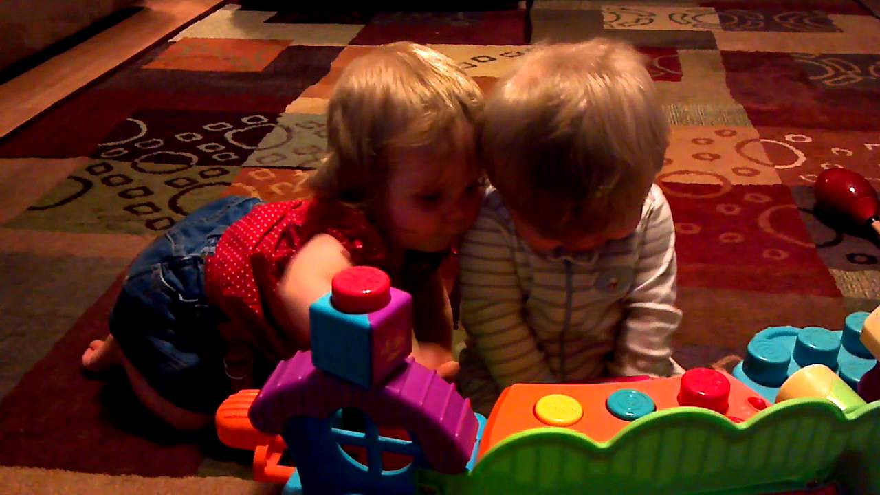 Kiddos playing 9/30/2012 - YouTube