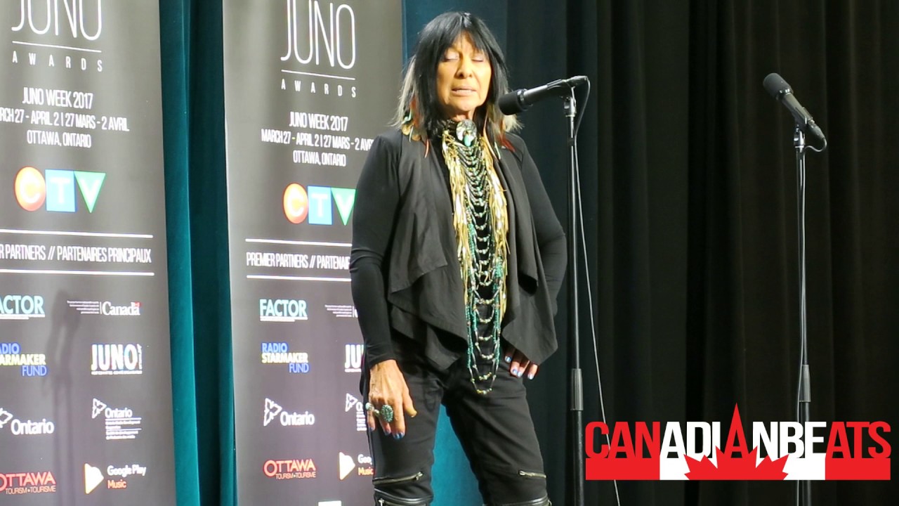 Allan Waters Humanitarian Award Winner Buffy Sainte Marie Visits The Media Youtube