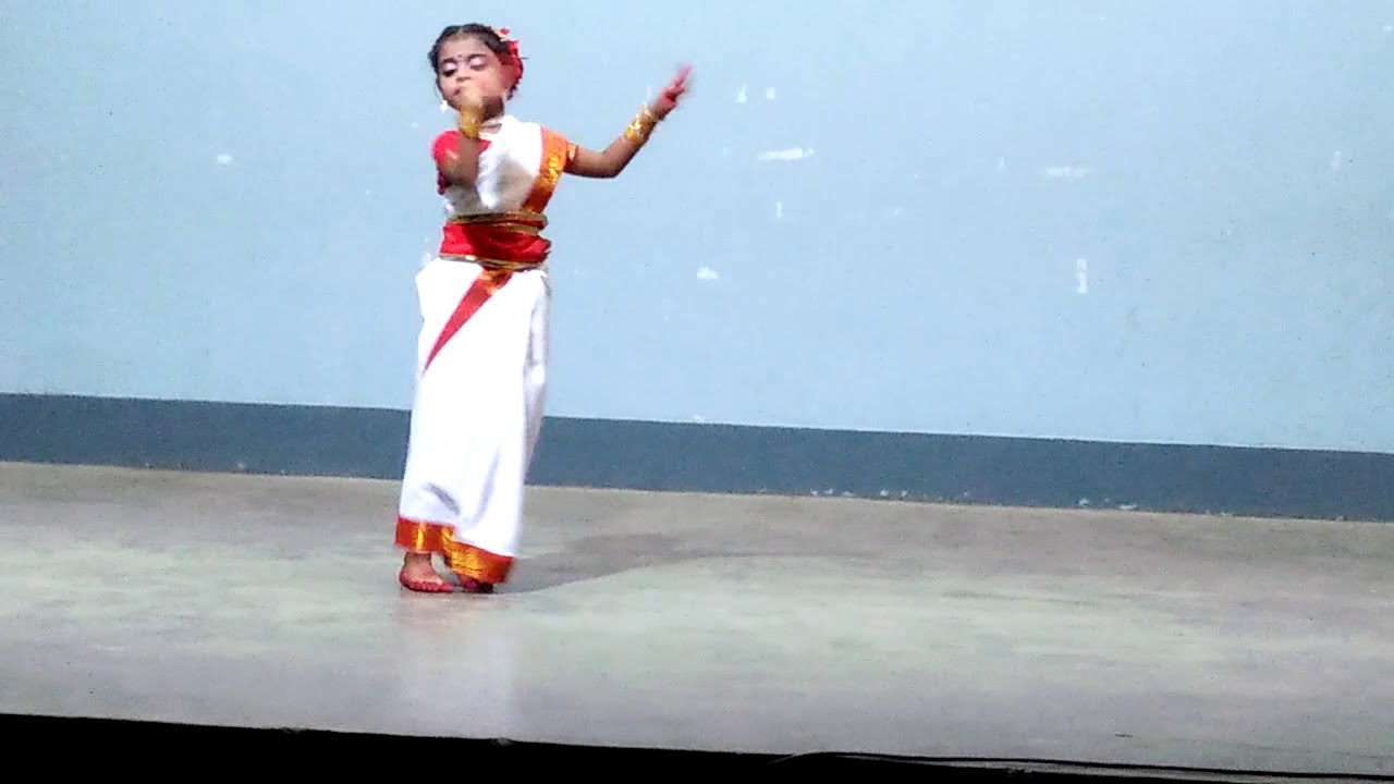 Shrimoyee dance - YouTube