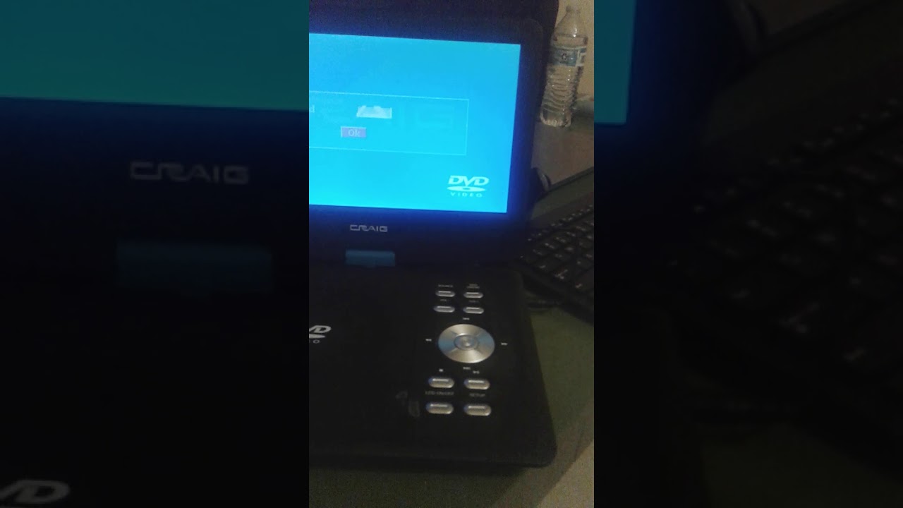 how the Craig DVD player works ( review on camera ) - YouTube