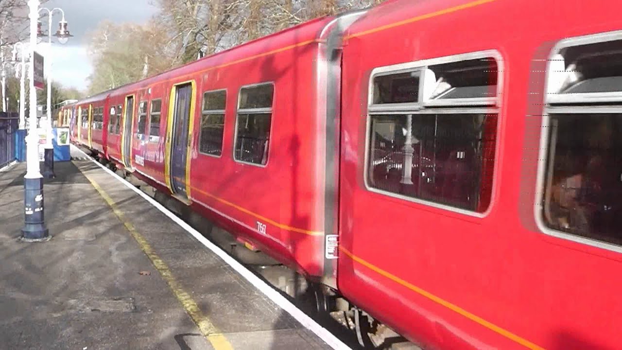 (HD) South West Trains class 455s depart Windsor & Eton Riverside 21/01 ...
