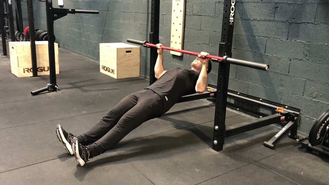 Rowing inversé barre - YouTube