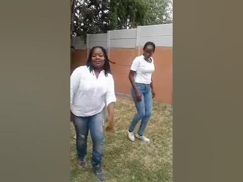 Phyllis and Audrey dancing Ndini ndamubata by Jah prayzah - YouTube