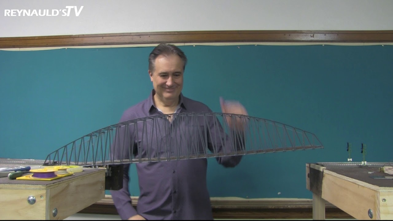 Fully Functional Custom Built HO Scale Lift Bridge - YouTube