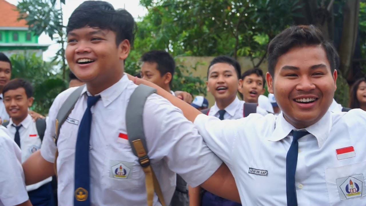 PERPISAHAN | SMP NEGERI 28 SURABAYA - YouTube