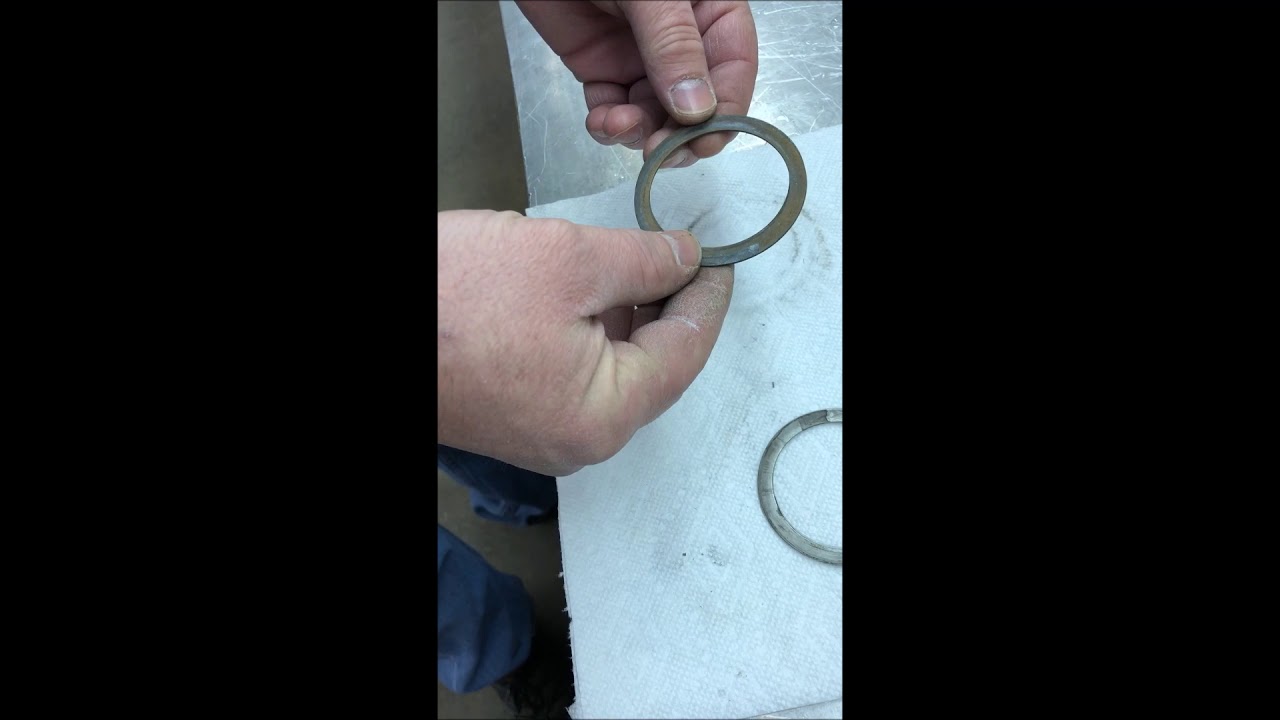 Secondary Clutch anti-friction washer comparison - YouTube