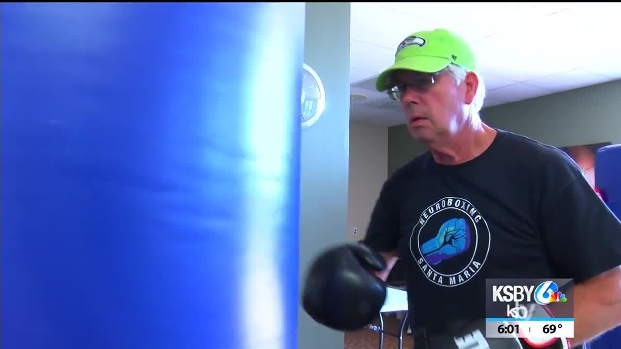 "Neuroboxing" offers hope to Parkinson's patients in Santa Maria - YouTube