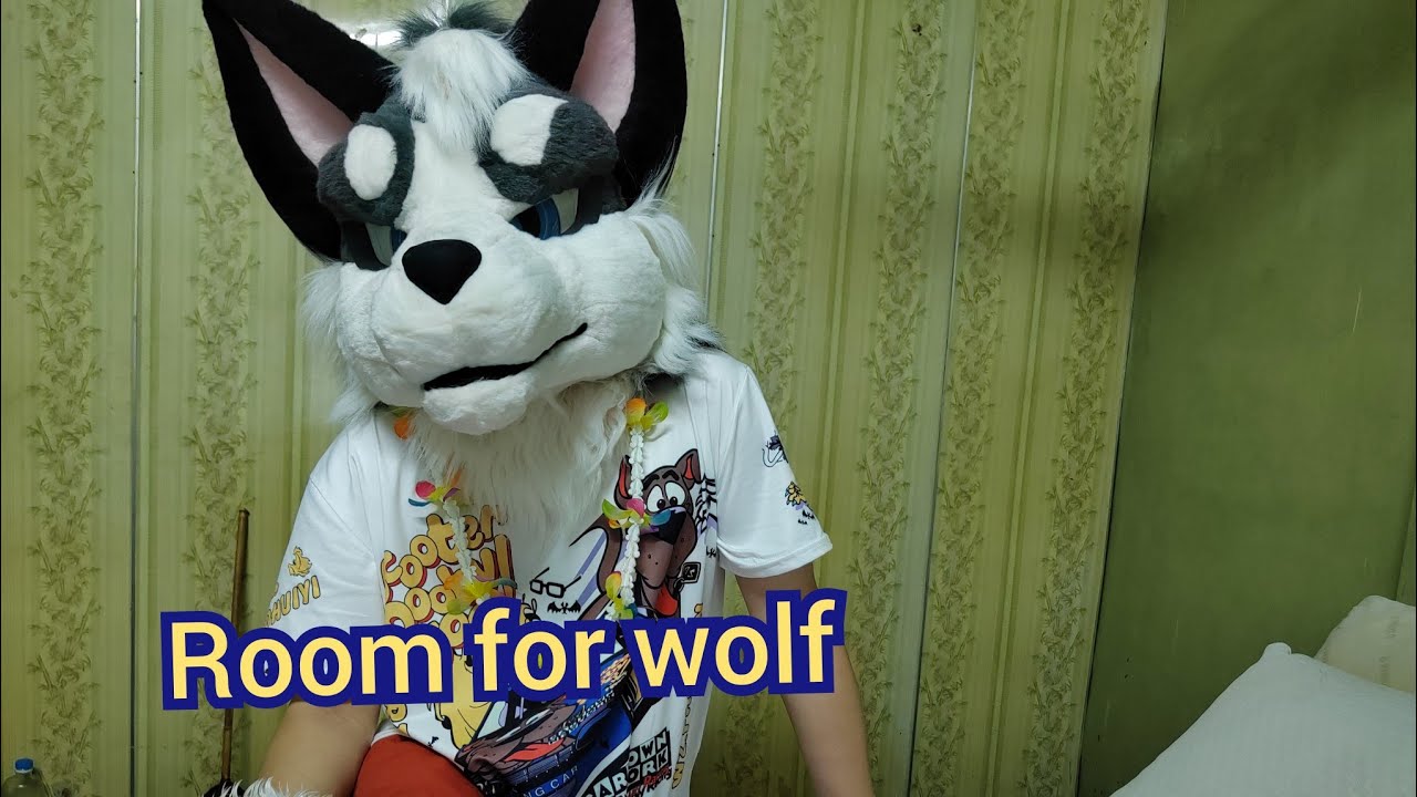 Room for wolf. Awoo - YouTube