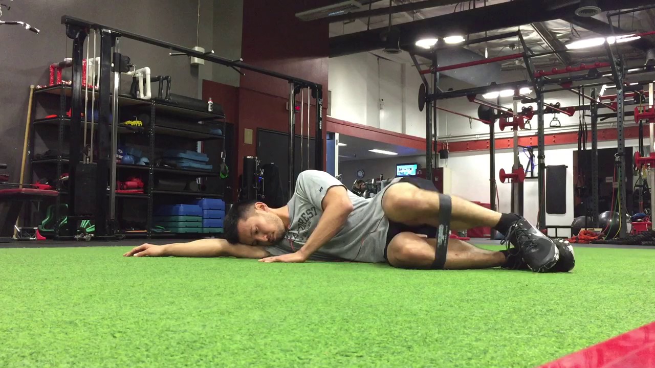 Side lying clamshells - YouTube