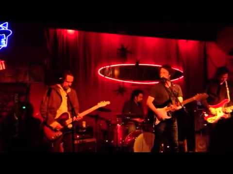Kevin McKinney vs Billy Cassis (Soulhat) - YouTube