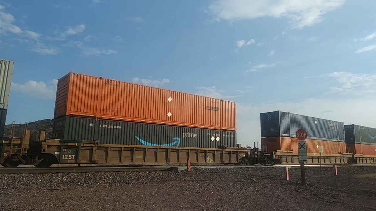EB BNSF Intermodal Train In Fenner Ca! #bigbossrailfanner - YouTube